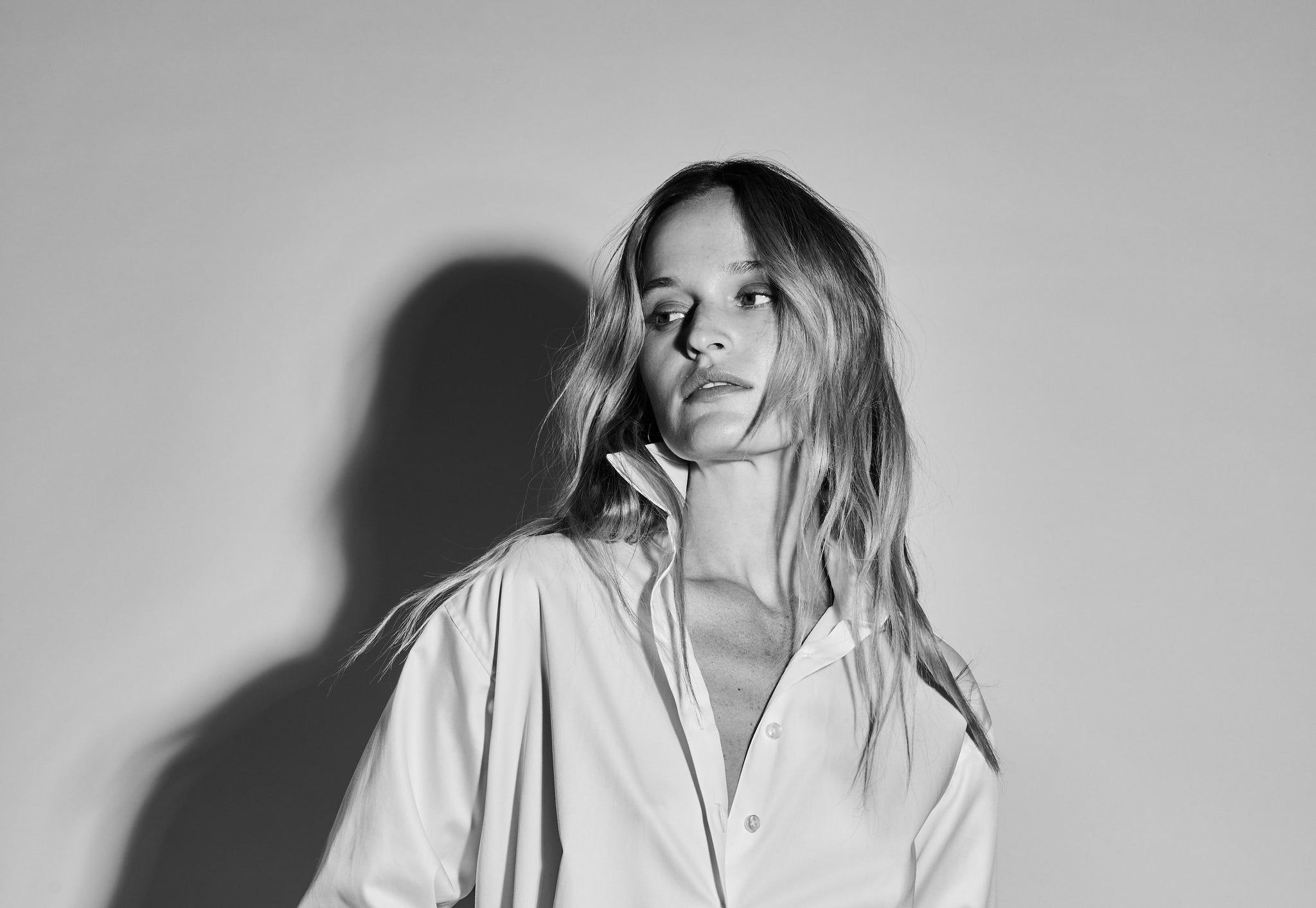 T.LINE | Classic shirting for effortless style